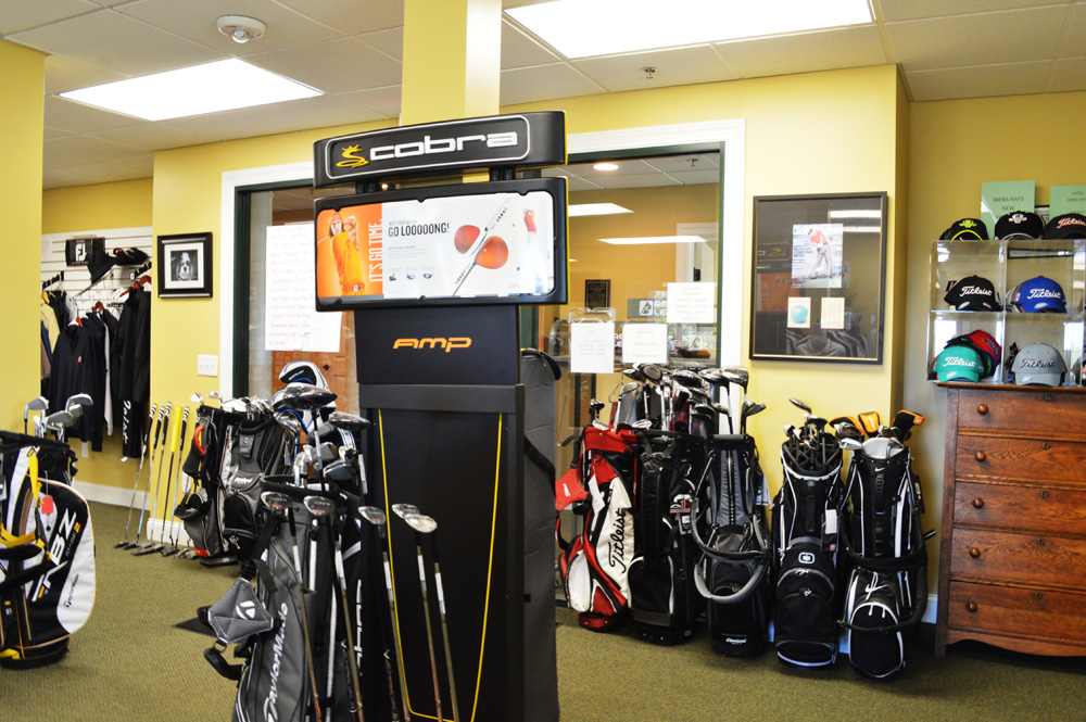 Clubhouse, Pro Shop & Restaurant